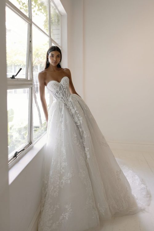 Wedding Dresses Dubai | Wedding Bridal Gown Shop UAE
